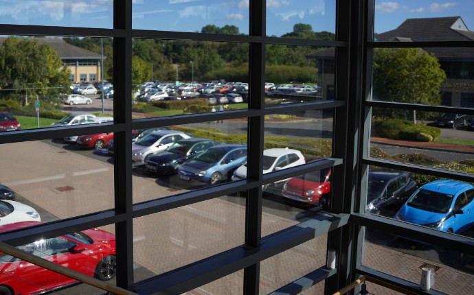 Octopus Electric Vehicles selects FMG for EV incident management - ZIGUP plc